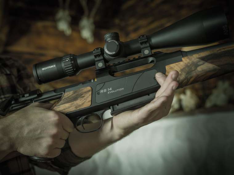 STRASSER RS 14 EVOLUTION Standard - Waffenstube Guggi Graz